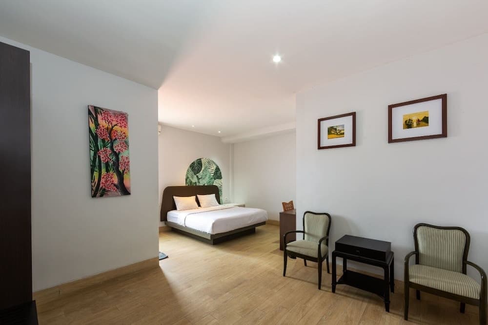 Cove Matahari Senja $16