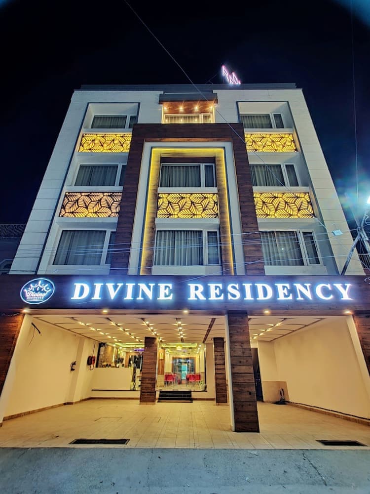 Hotel Divine Residency €28