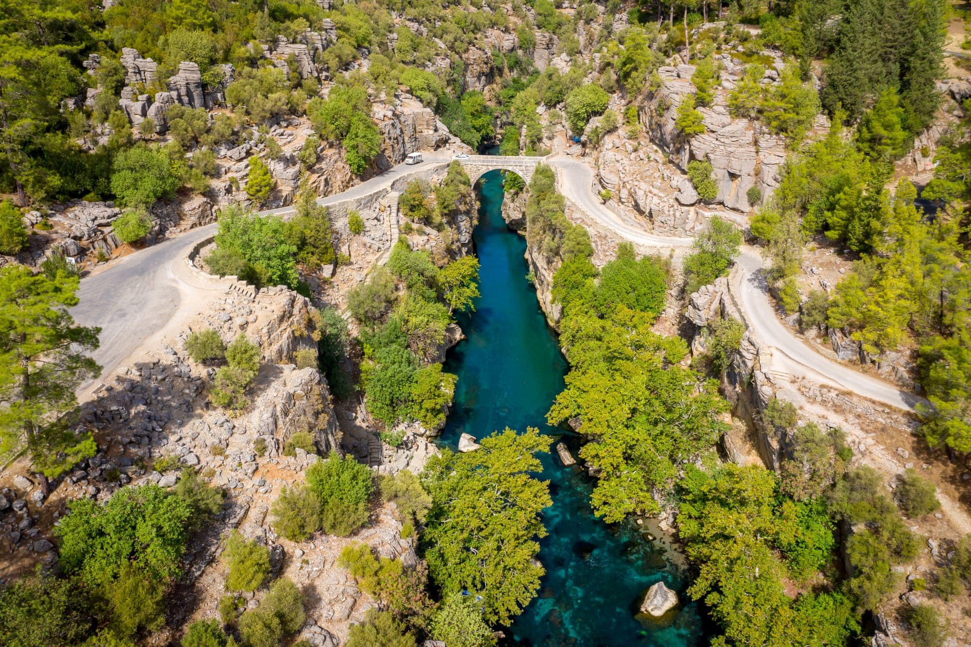 Halalbooking ile Türkiye’de Yol Seyahatleri: Bodrum-Antalya Rotası